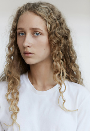 Apply | Kate Moss Agency